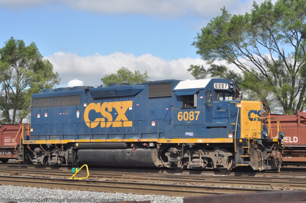 CSXT 6087 On CSX Y 101